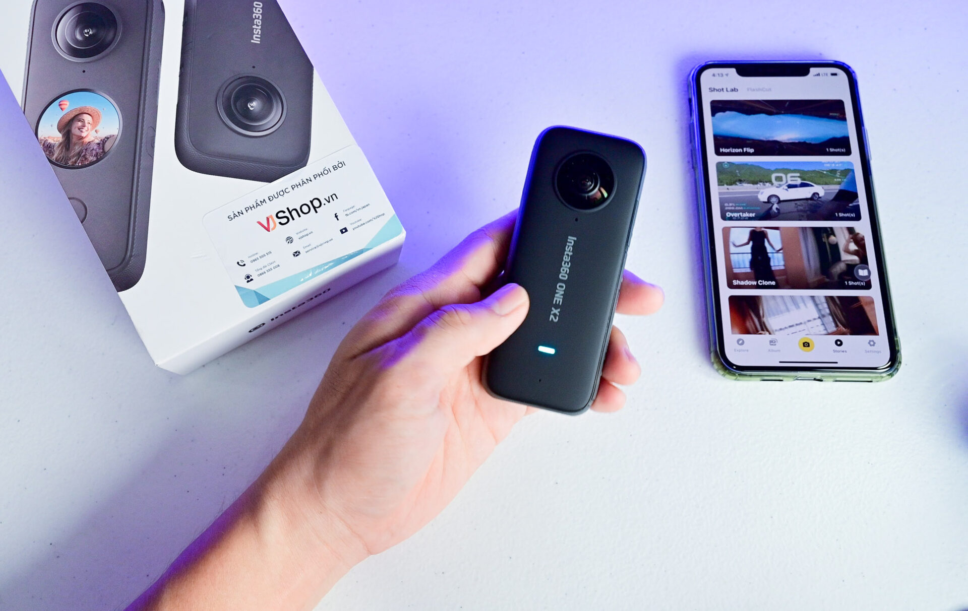 Giá bán của máy ảnh Insta One X2 có rẻ không
